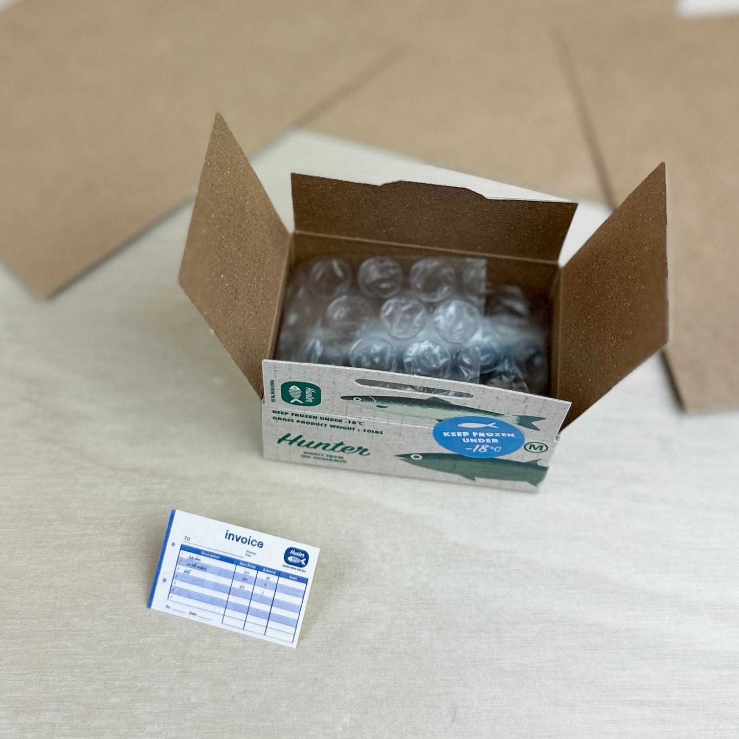 Miniature Shipping Box Flake Sticker Set - Fish – Saiko Stationery